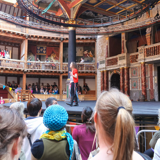 Kids Week: бесплатные билеты в театр для детей | Акцент UK